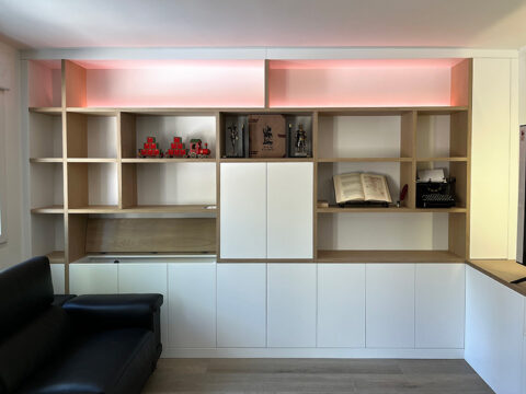 Mueble de salón con luces LED de colores